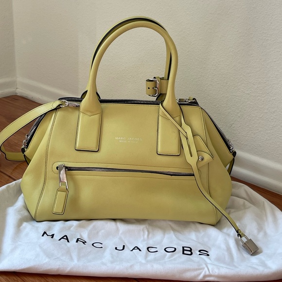 Marc Jacobs | Bags | Authentic Leather Marc Jacobs Bag | Poshmark
